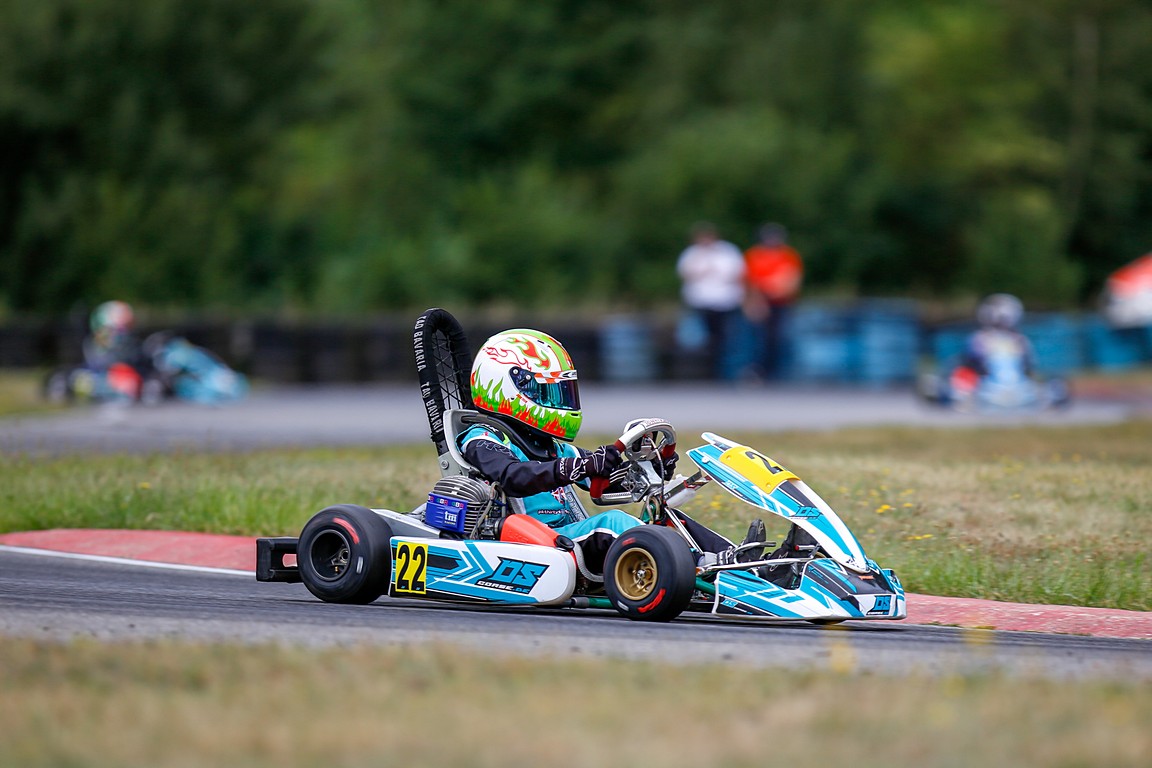 DS Corse gewinnt Mini-Premiere im ADAC Kart Masters – Kart-Magazin.de ...