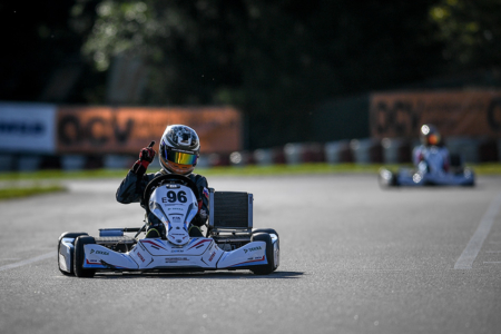 Xen de Ruwe feiert DEKM-Doppelsieg in Wackersdorf – Kart-Magazin.de ...